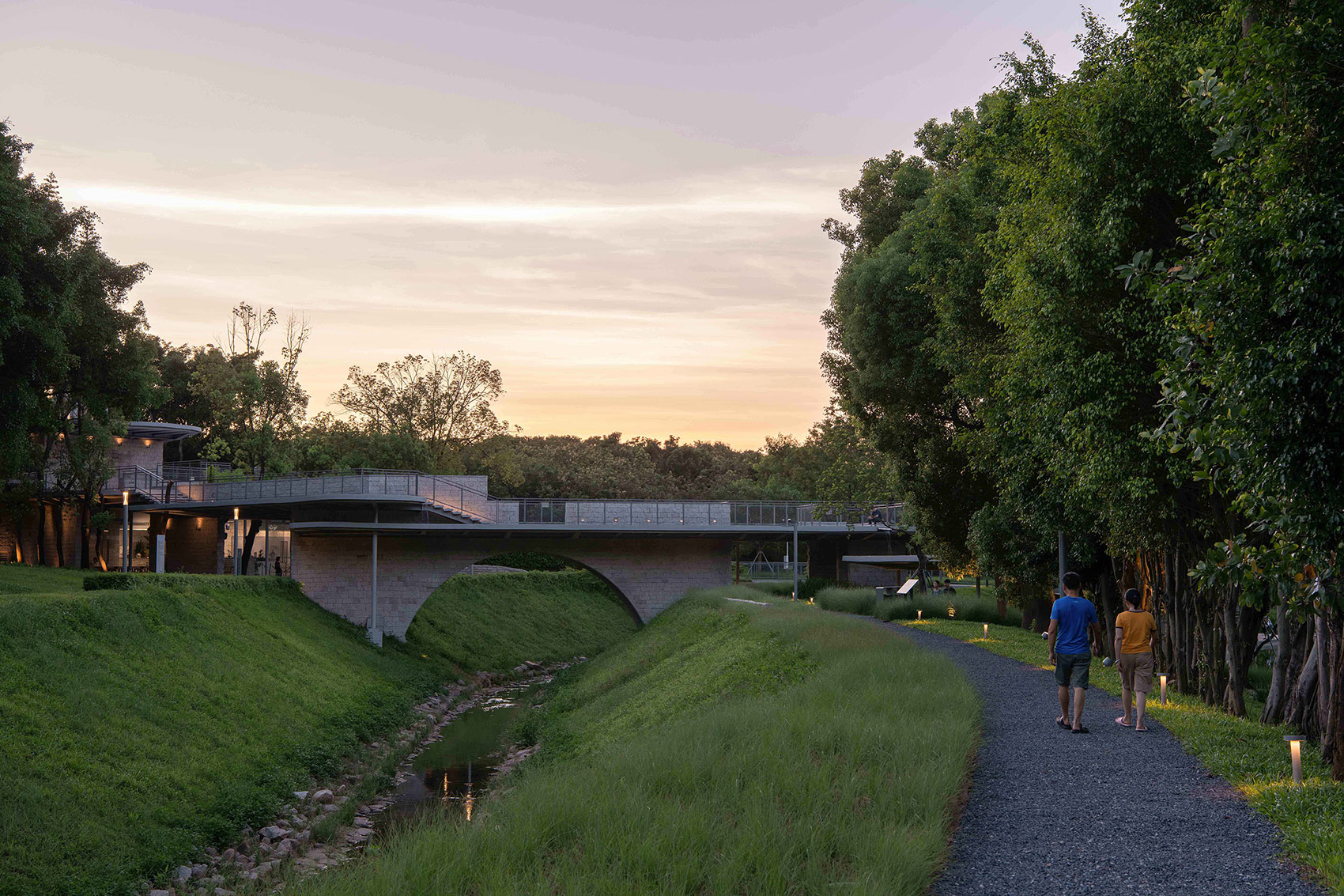 Phase I demonstration section of XILI Ecological Belt by HOPE DESIGN ...