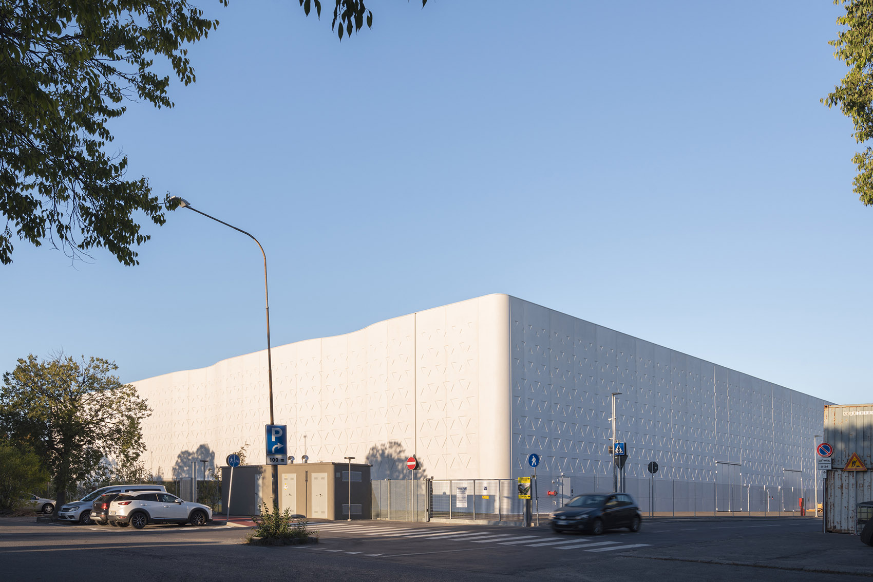 Building S R & D Tetra Pak Modena Campus by ZPZ Partners - 谷德设计网