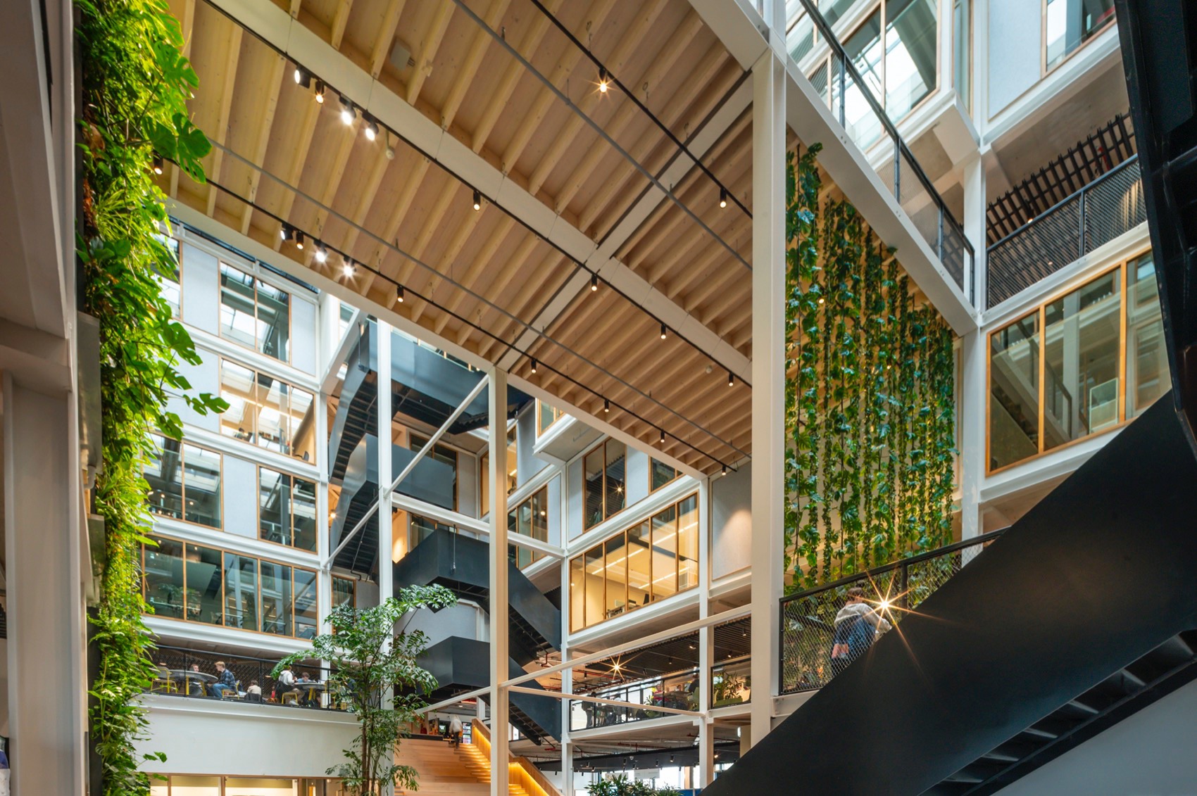 LAB42 by Benthem Crouwel Architects - 谷德设计网