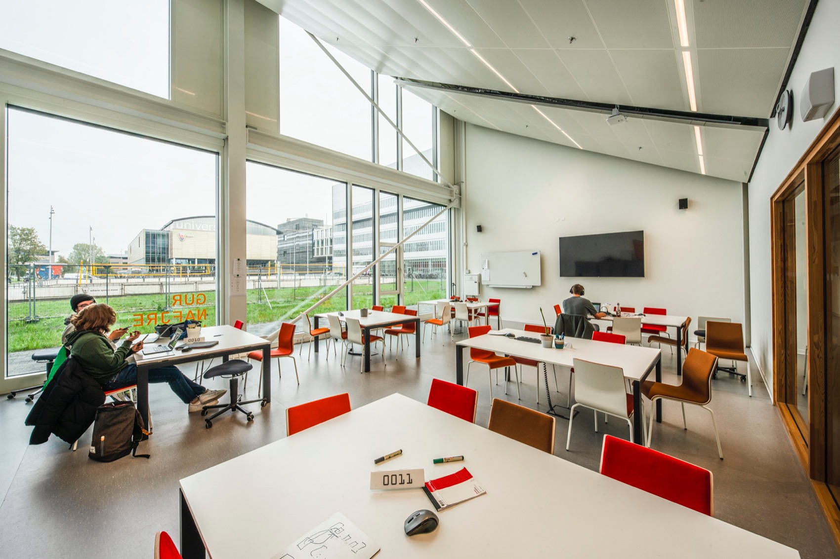 LAB42 by Benthem Crouwel Architects - 谷德设计网