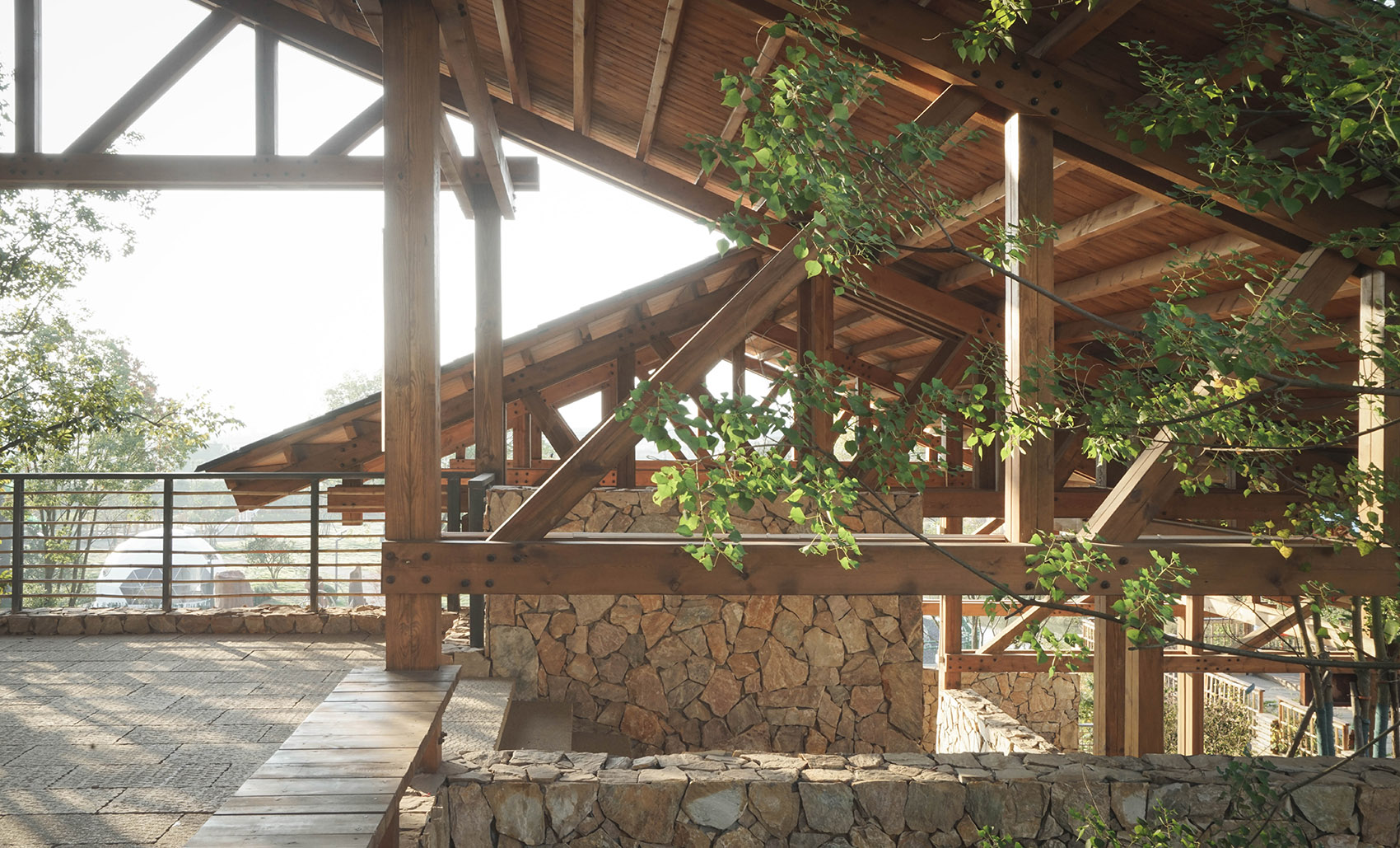 Continuous Roof – Wooden Structure in Dongyang Village by Galaxy Arch ...
