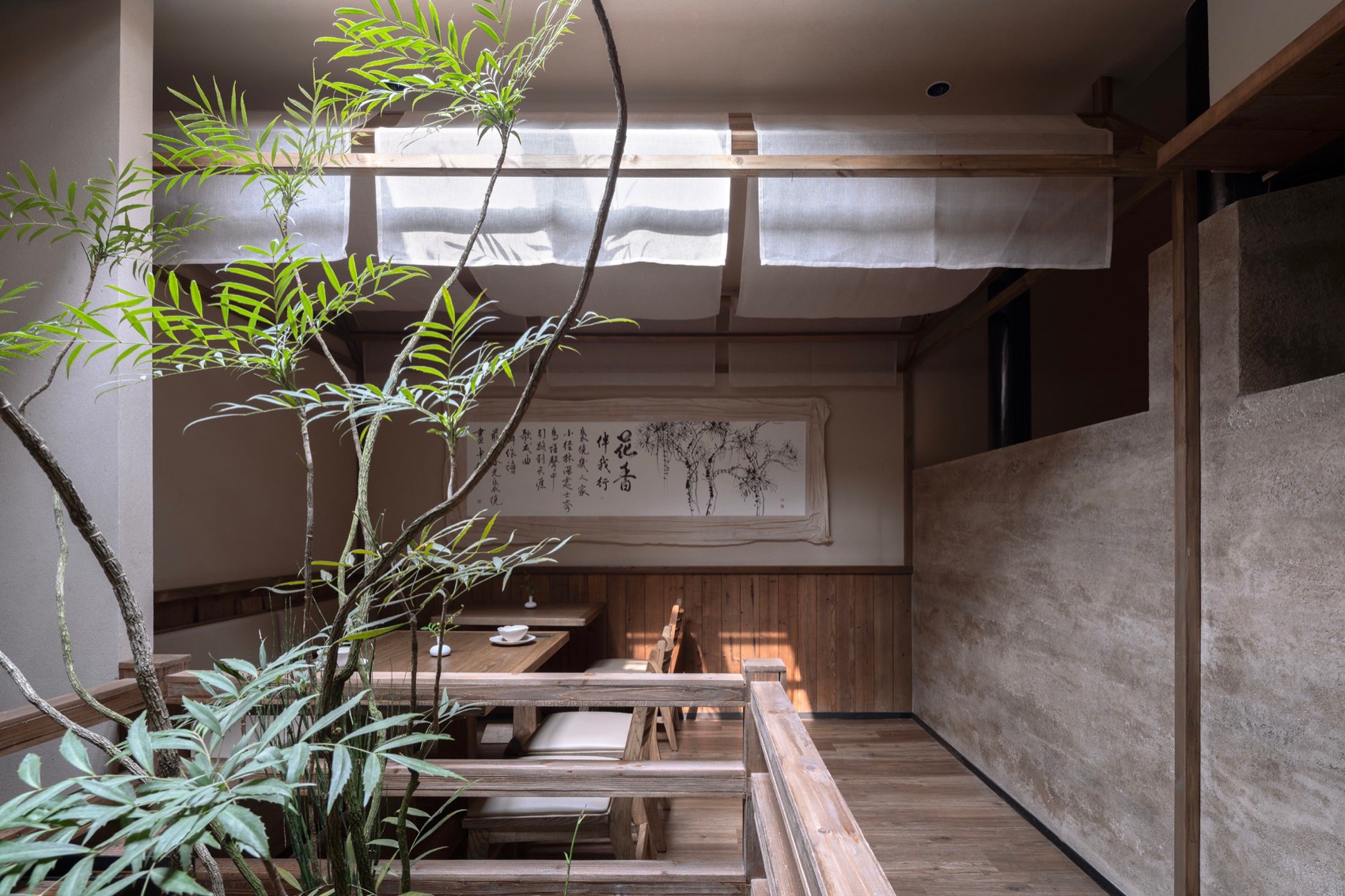 Miss Chow’s Time by OYTT Design - 谷德设计网