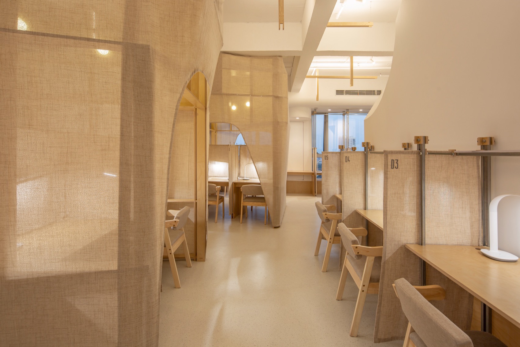 Skyline Study Studio by Atelier d’More - 谷德设计网