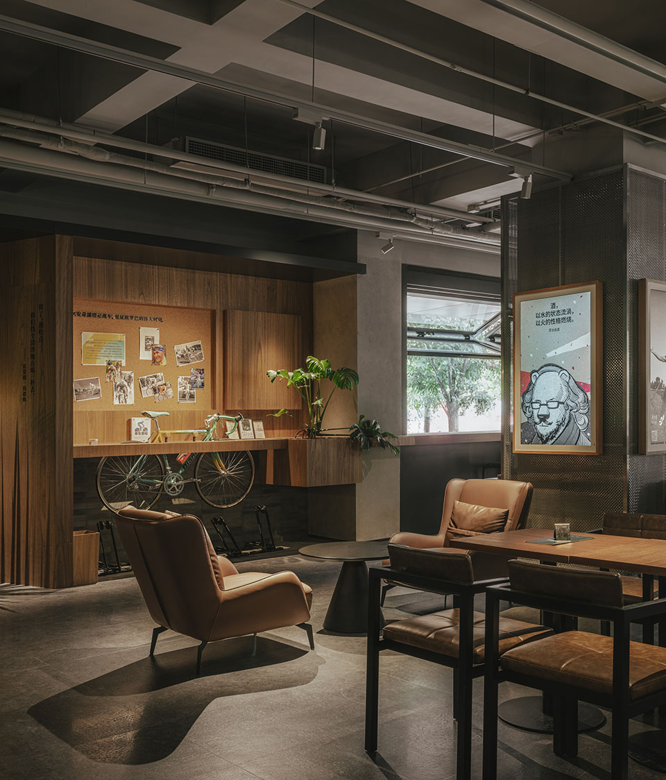 TANKO One Way Space and the 13th Bistro by BUZZ Architects - 谷德设计网