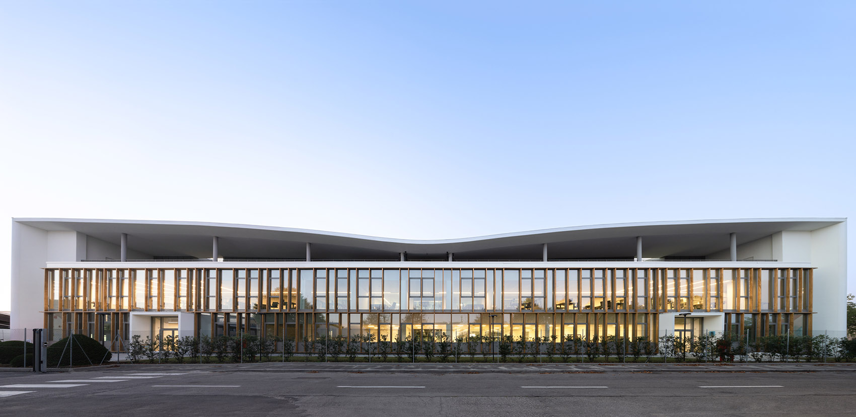 Building S R & D Tetra Pak Modena Campus by ZPZ Partners - 谷德设计网