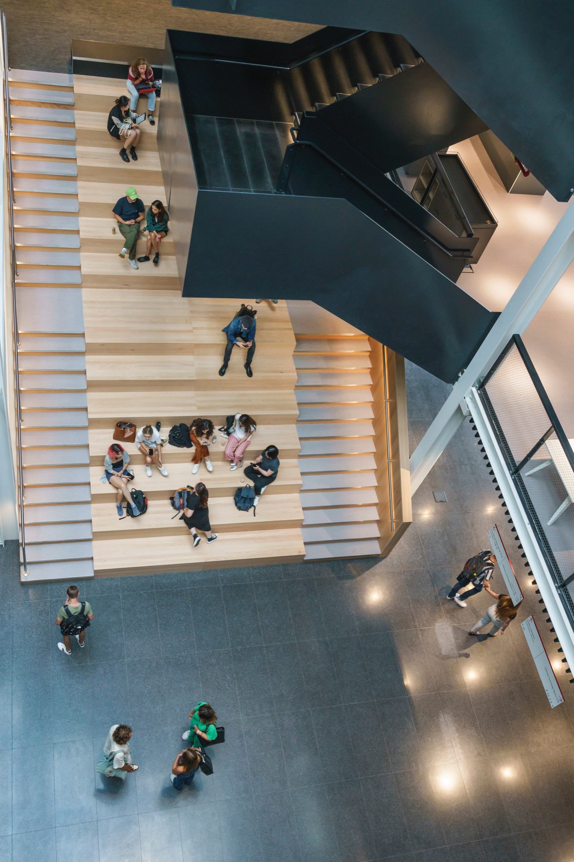 LAB42 by Benthem Crouwel Architects - 谷德设计网