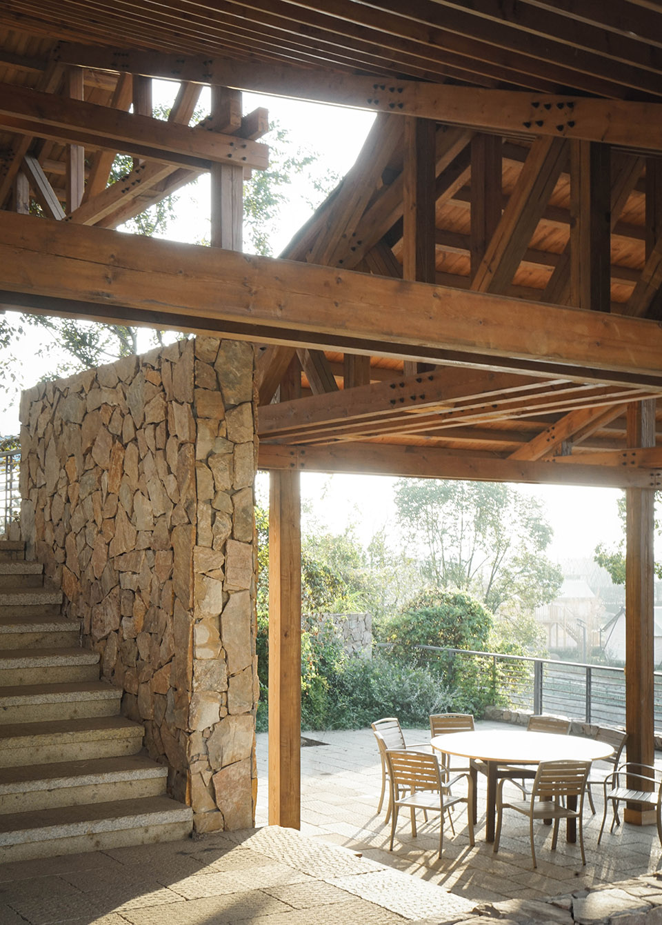 Continuous Roof – Wooden Structure in Dongyang Village by Galaxy Arch ...