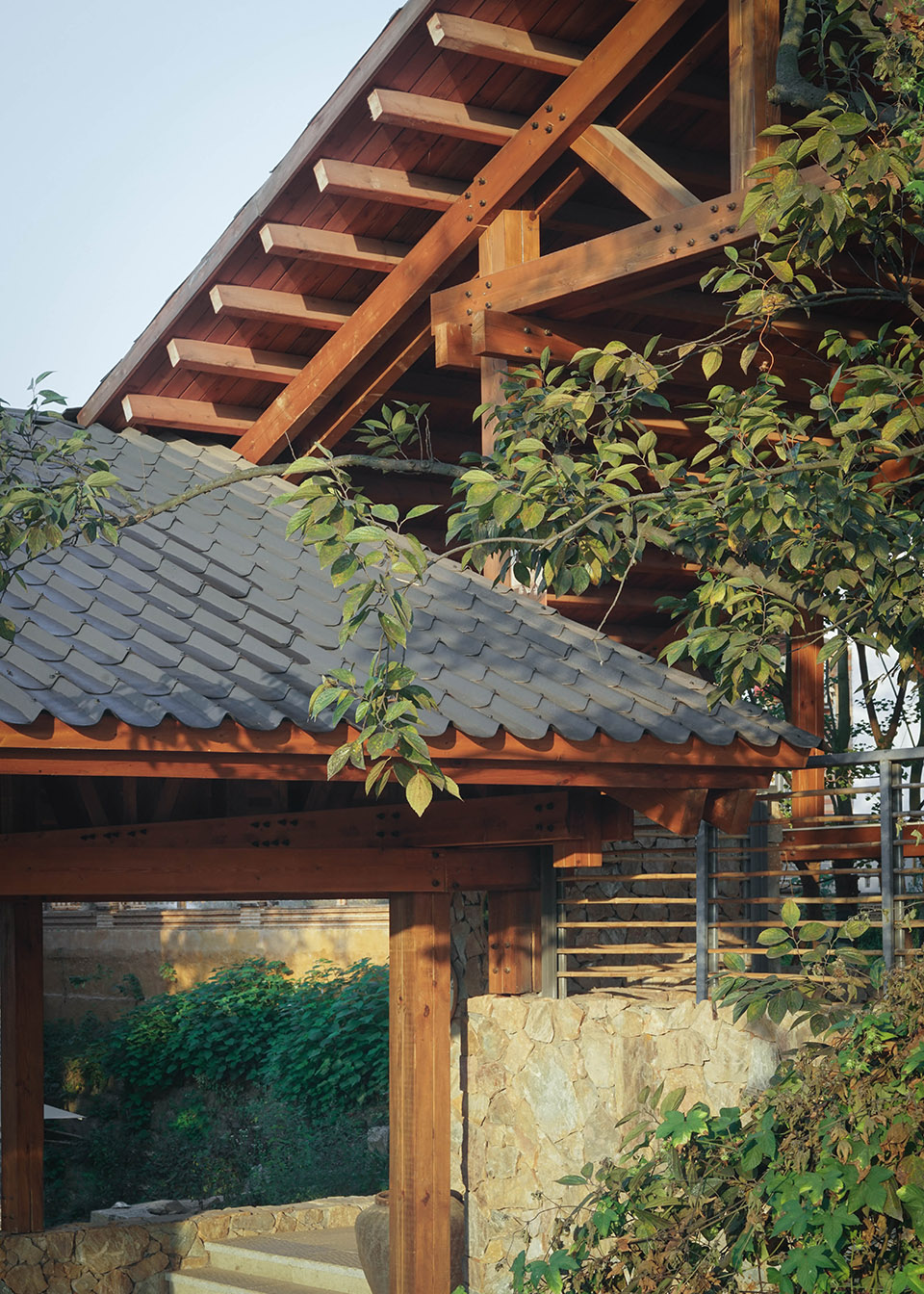 Continuous Roof – Wooden Structure in Dongyang Village by Galaxy Arch ...