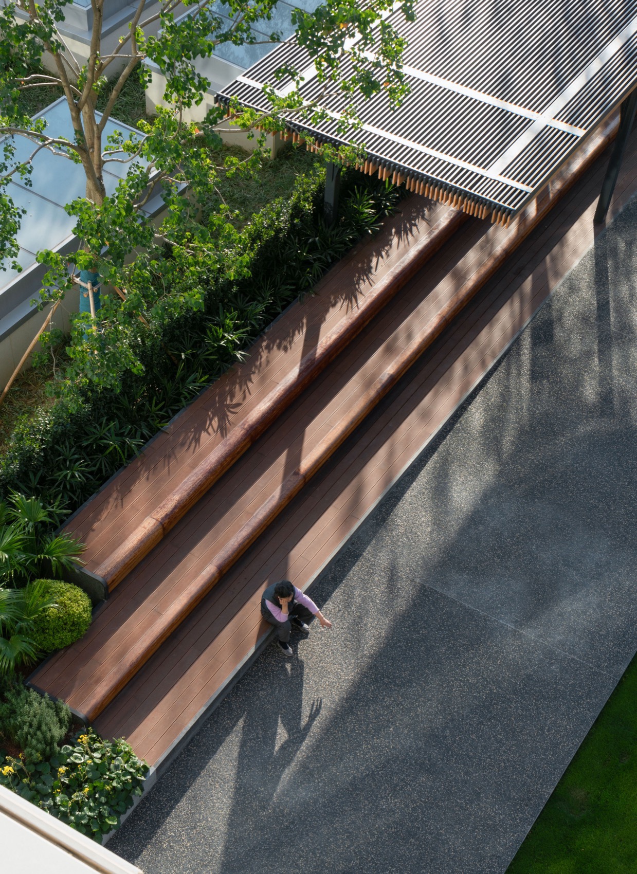 Huanglong Vanke Center Landscape Design by PERCENT LANDSCAPE DESIGN ...