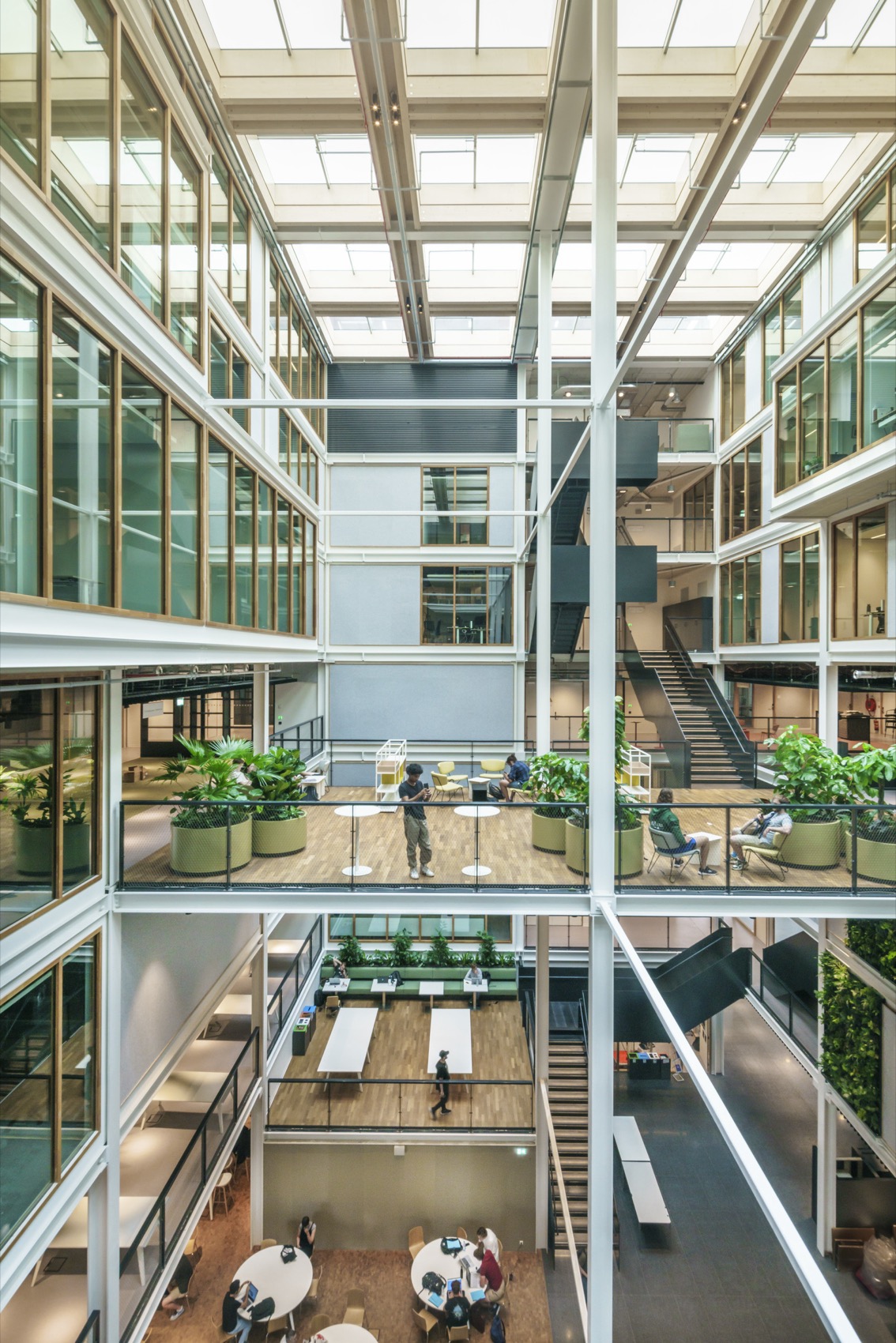 LAB42 by Benthem Crouwel Architects - 谷德设计网