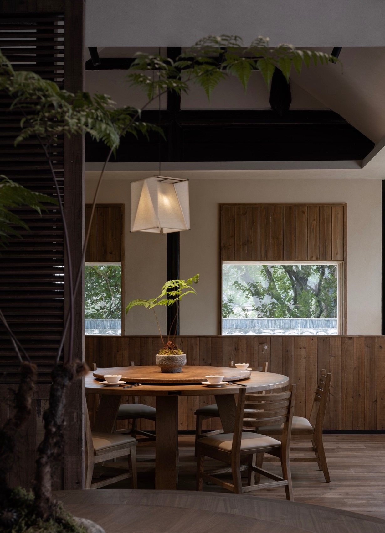 Miss Chow’s Time by OYTT Design - 谷德设计网