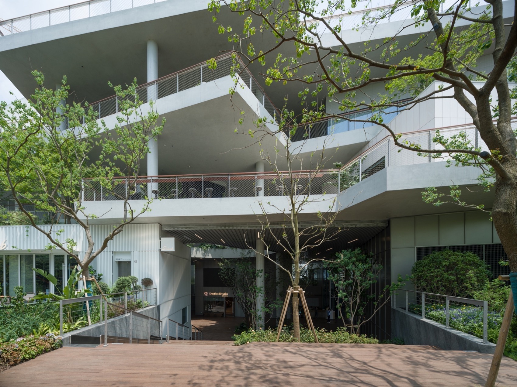 Botanical Garden of the Jiaxing Seed Art Center by B.L.U.E ...