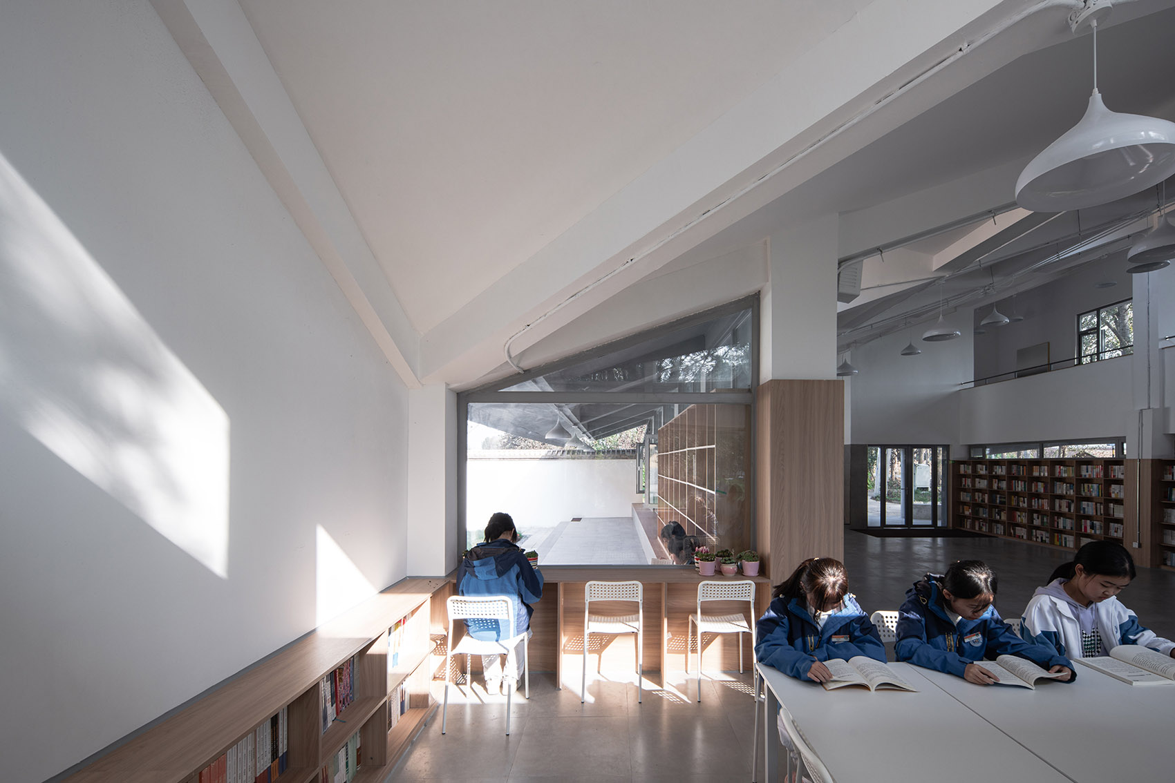 Qinfeng Library for Shaanxi Hope Project by Wall Architects of XAUAT - 谷德设计网