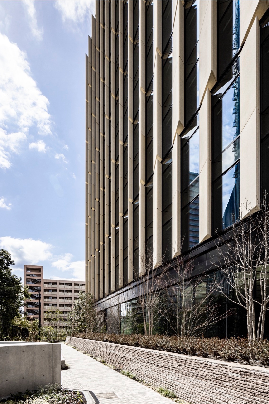 JR Meguro MARC Building by Nikken Sekkei Ltd - 谷德设计网