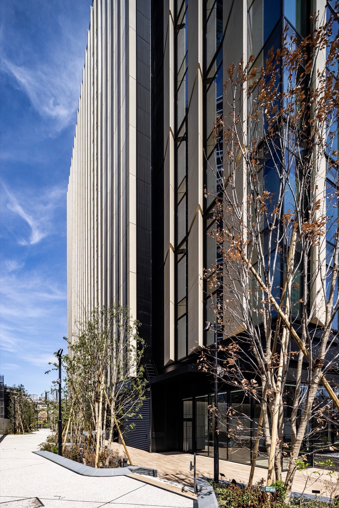 JR Meguro MARC Building by Nikken Sekkei Ltd - 谷德设计网