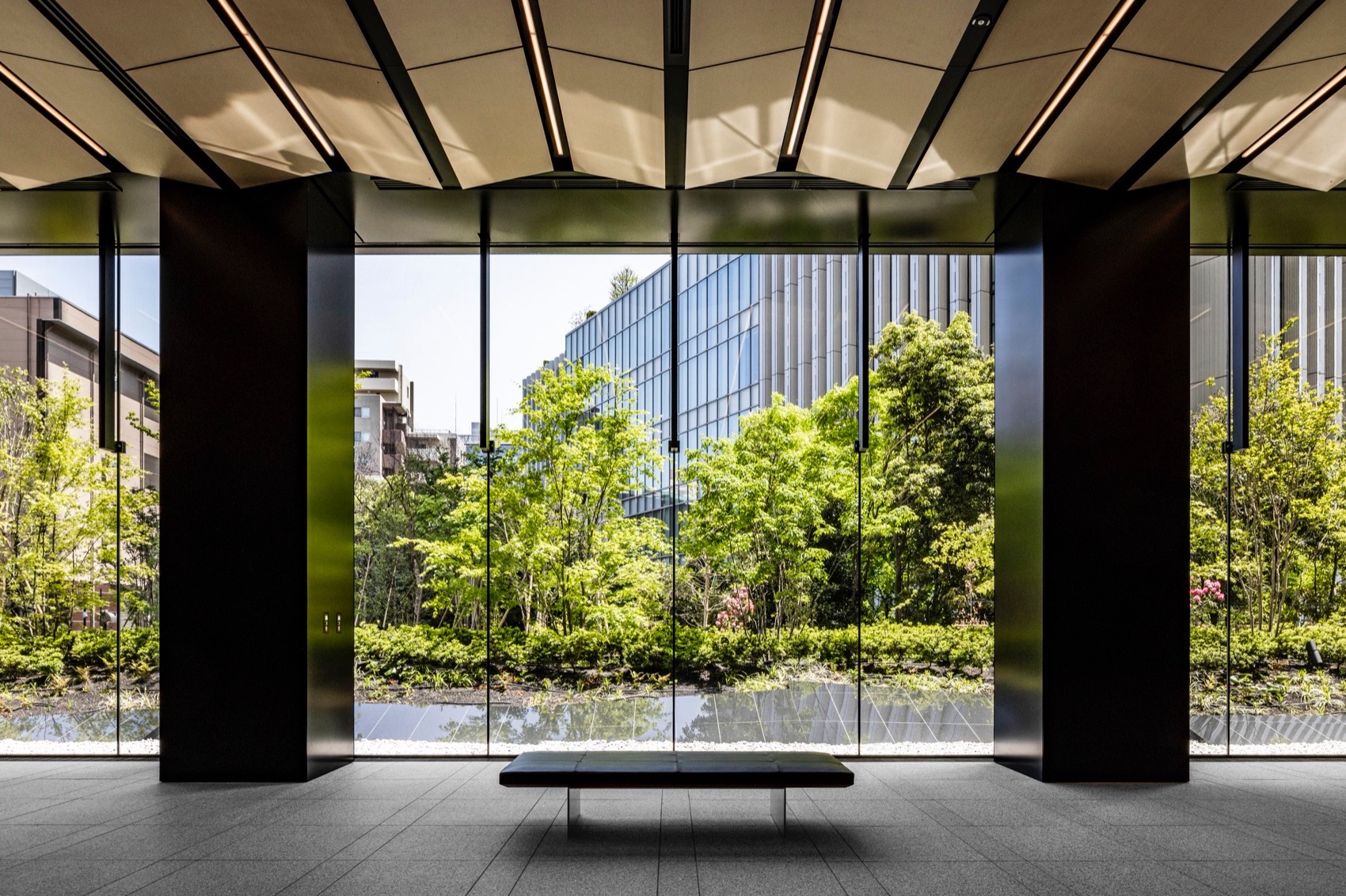 JR Meguro MARC Building by Nikken Sekkei Ltd - 谷德设计网
