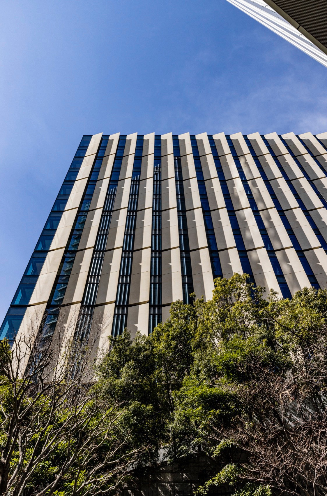 JR Meguro MARC Building by Nikken Sekkei Ltd - 谷德设计网