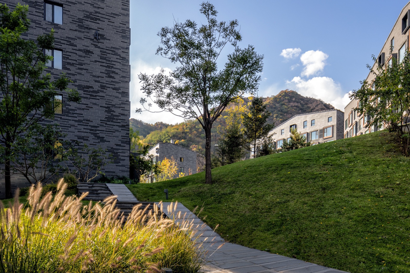 The first phase of the Aranya Wuling Mountain Community Landscape by Z ...