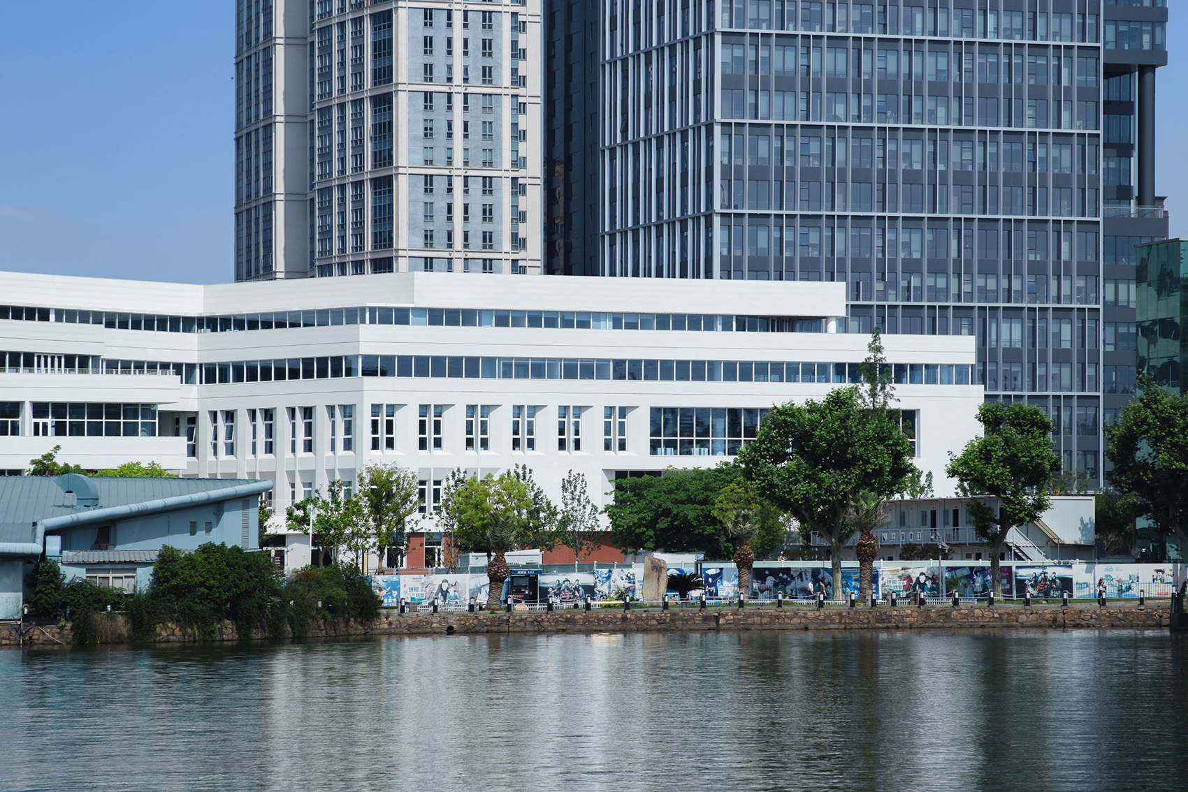 Renovation of Changfeng Guosheng Center, China by Lacime Architects - 谷德设计网