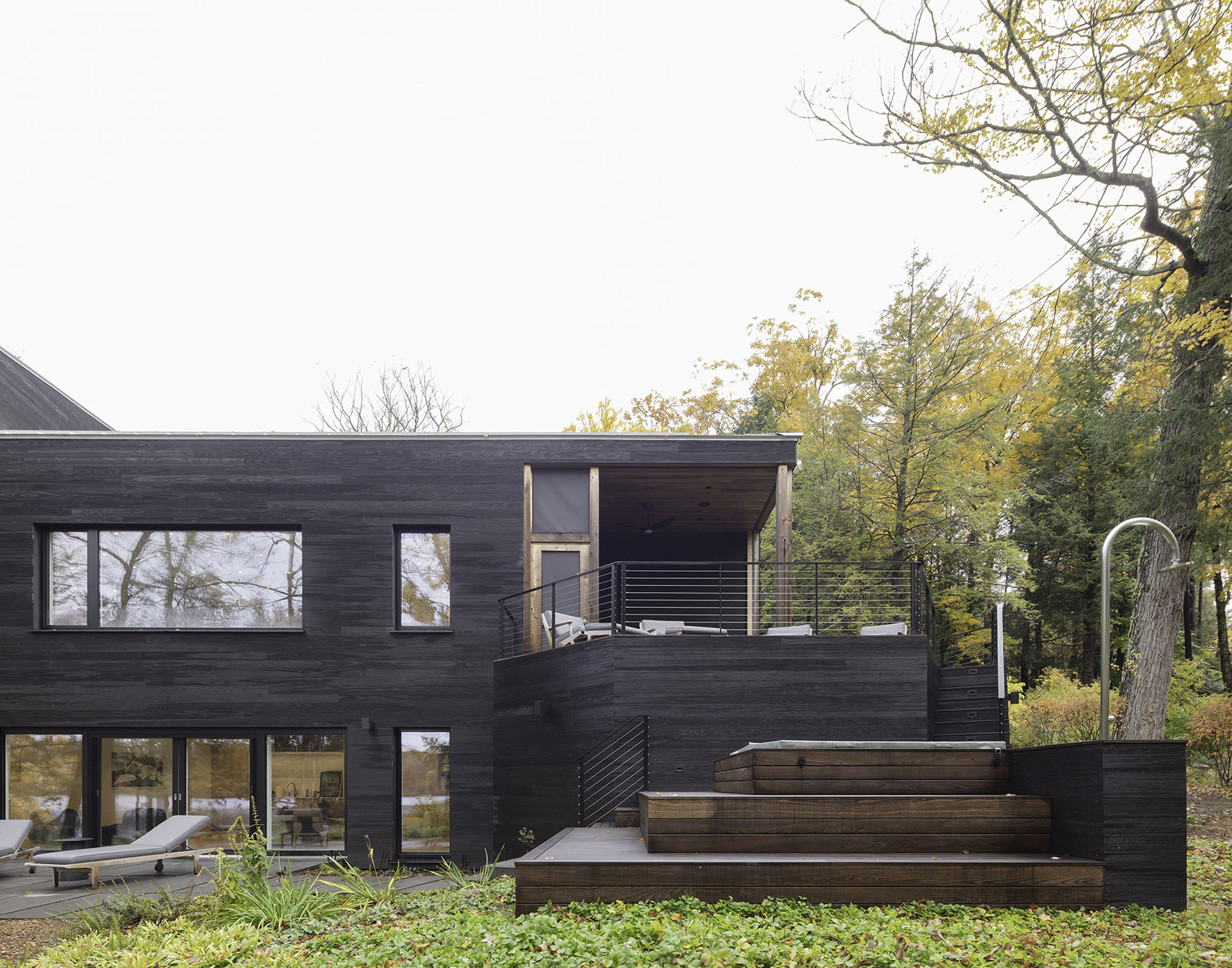 Forest Lake House by Pachano & Vollert Architecture - 谷德设计网