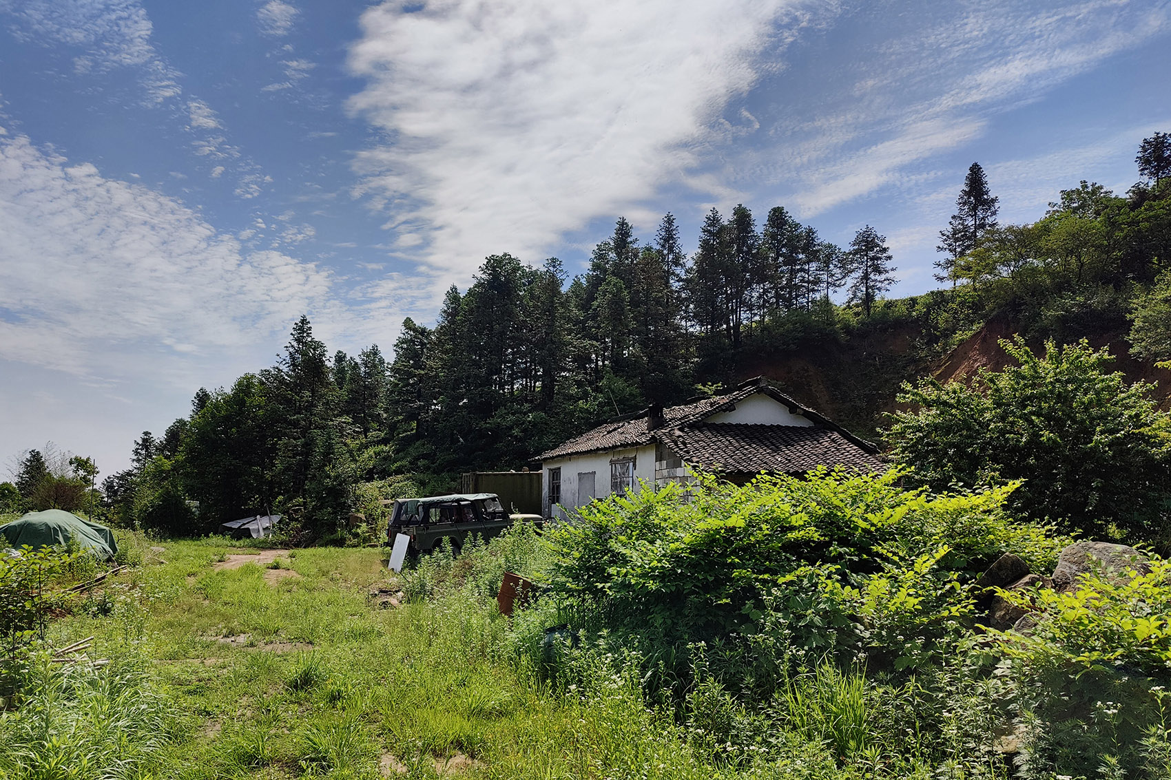 Refuge Moganshan, China by Studio Ininches - 谷德设计网