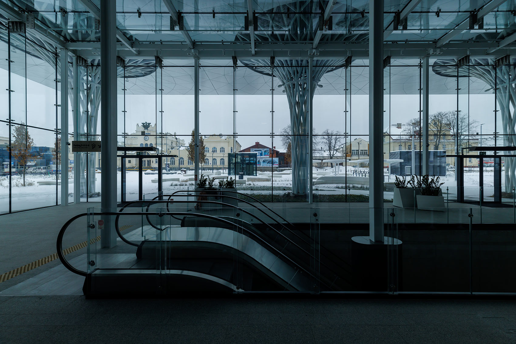 Metropolitan Railway Station / Integrated Communication Center by ...