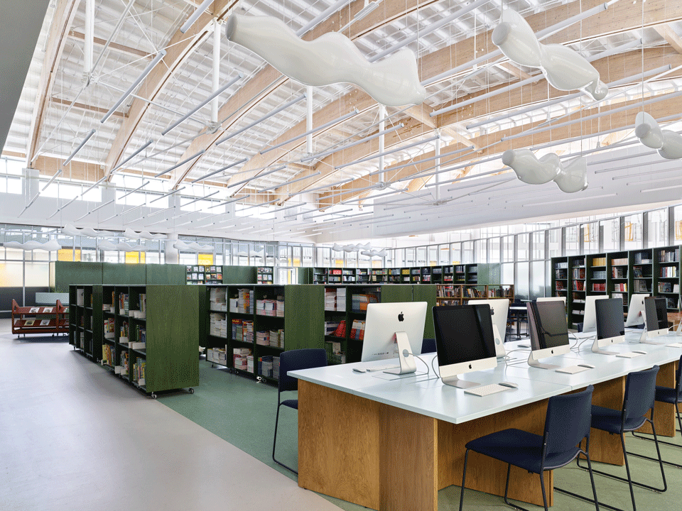 SKOLKOVO International Gymnasium Library by FORM Bureau - 谷德设计网