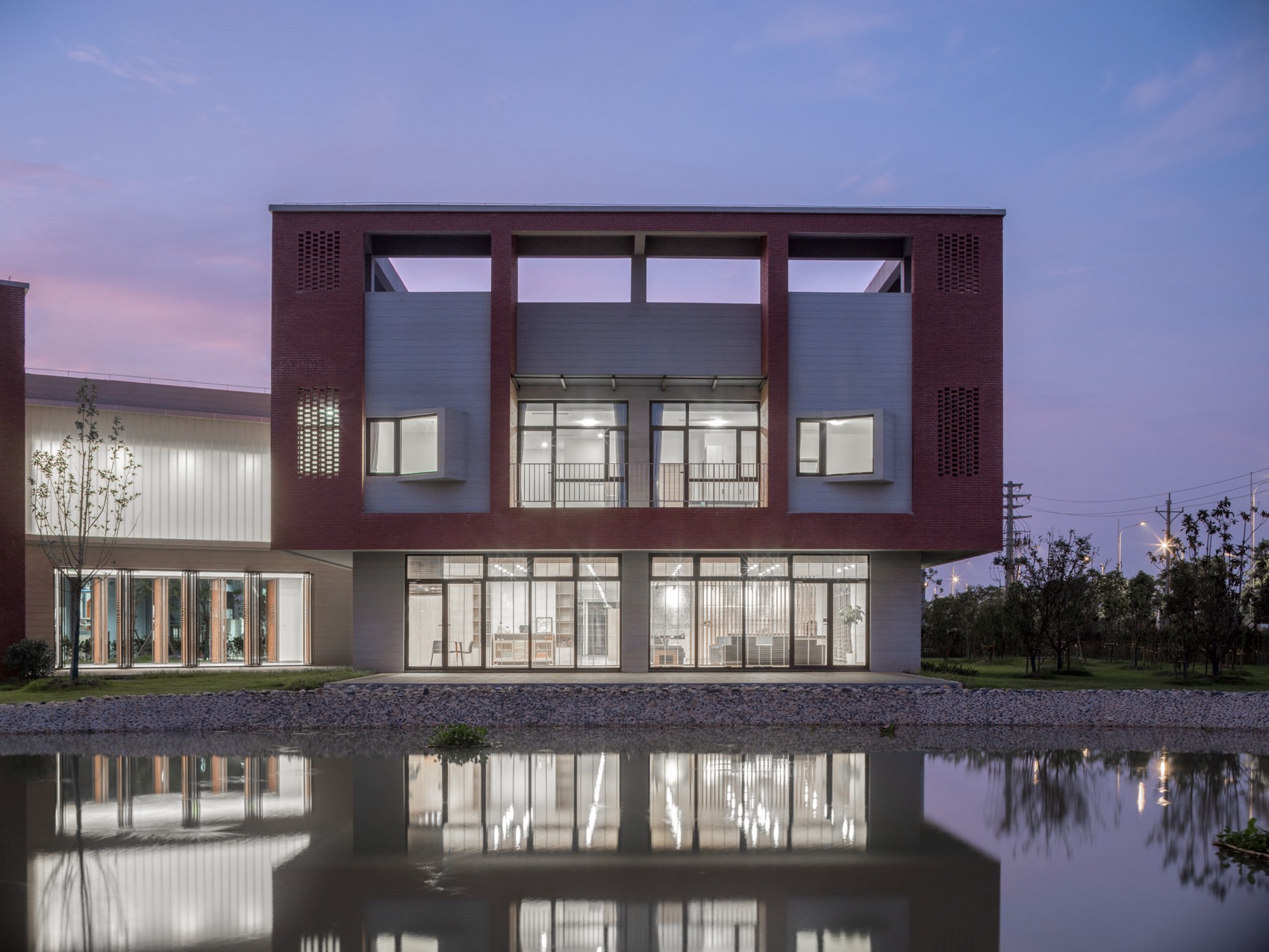 Foundry Factory (Wuhan) by JJP Architects and Planners - 谷德设计网