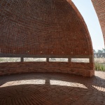 Twisted Brick Shell Concept Library by HCCH Studio - 谷德设计网