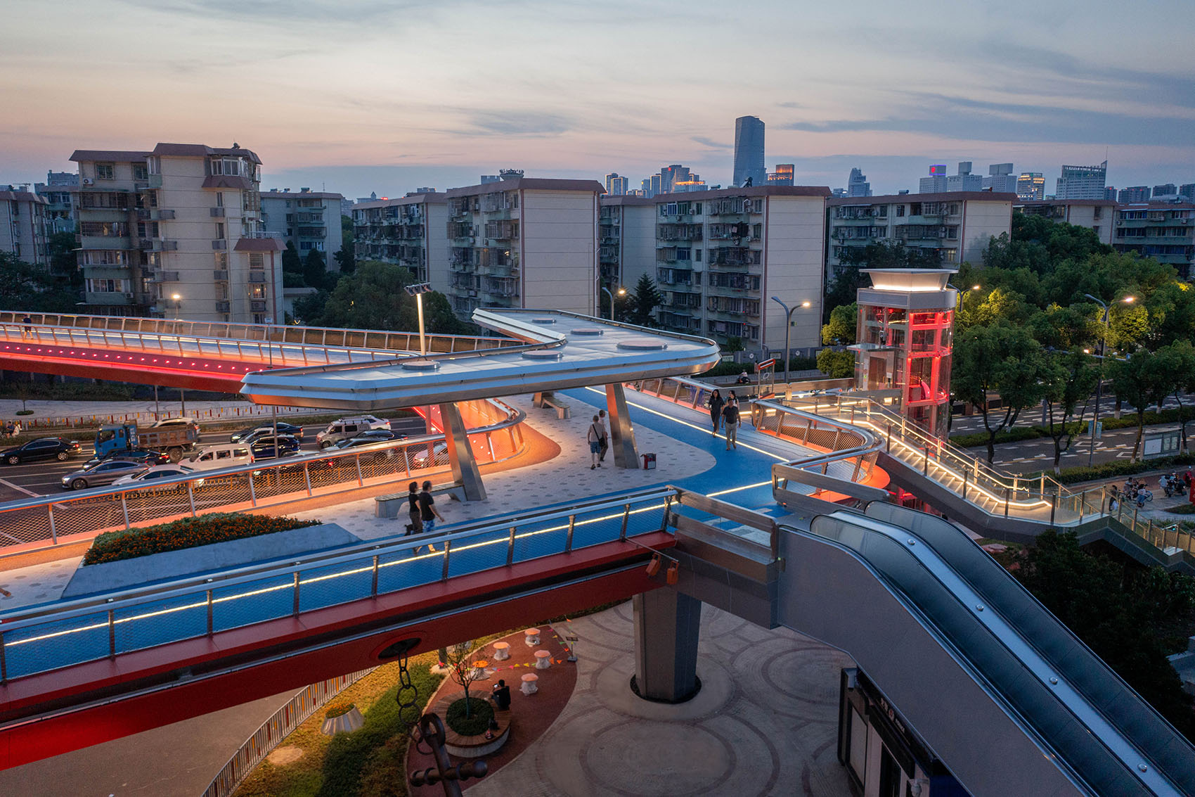 ”Floating Island” Xingning Road Pedestrian Overpass by Creationary City ...