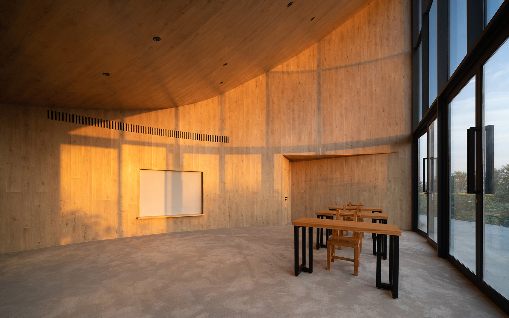 The Library In Ice-Chrysanthemum Field, China by ATELIER XI - 谷德设计网