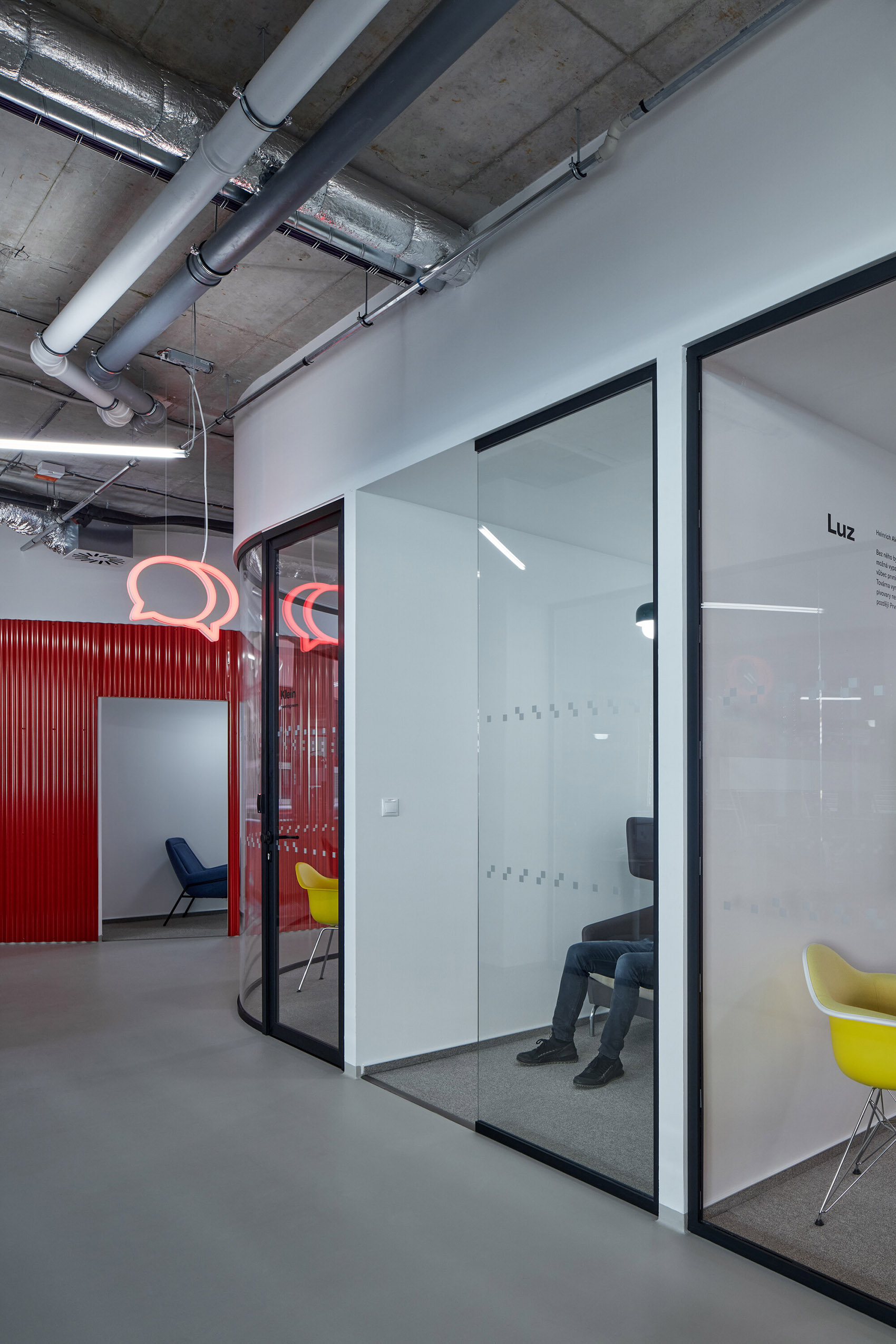 JIC by KOGAA - 谷德设计网