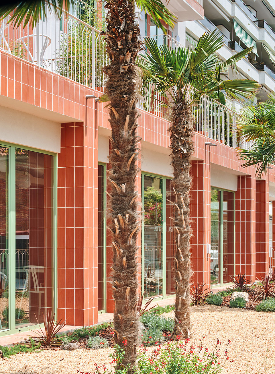 Transformation of an abandoned building into 27 apartments by NUA ...