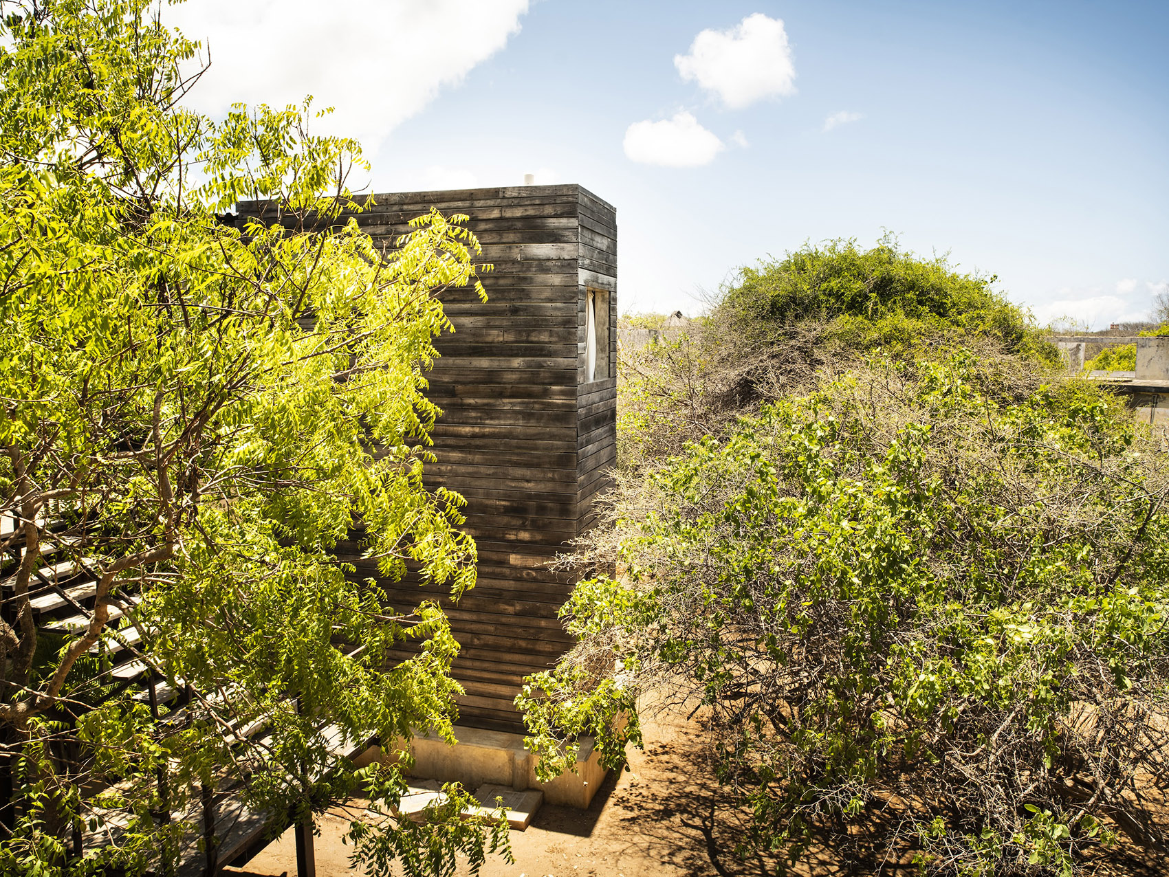 Falcon House by PAT. architetti associati - 谷德设计网