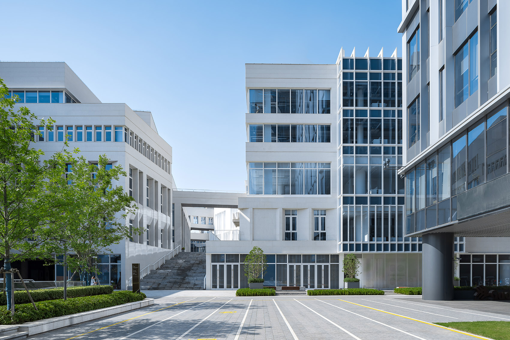 Renovation of Changfeng Guosheng Center, China by Lacime Architects - 谷德设计网