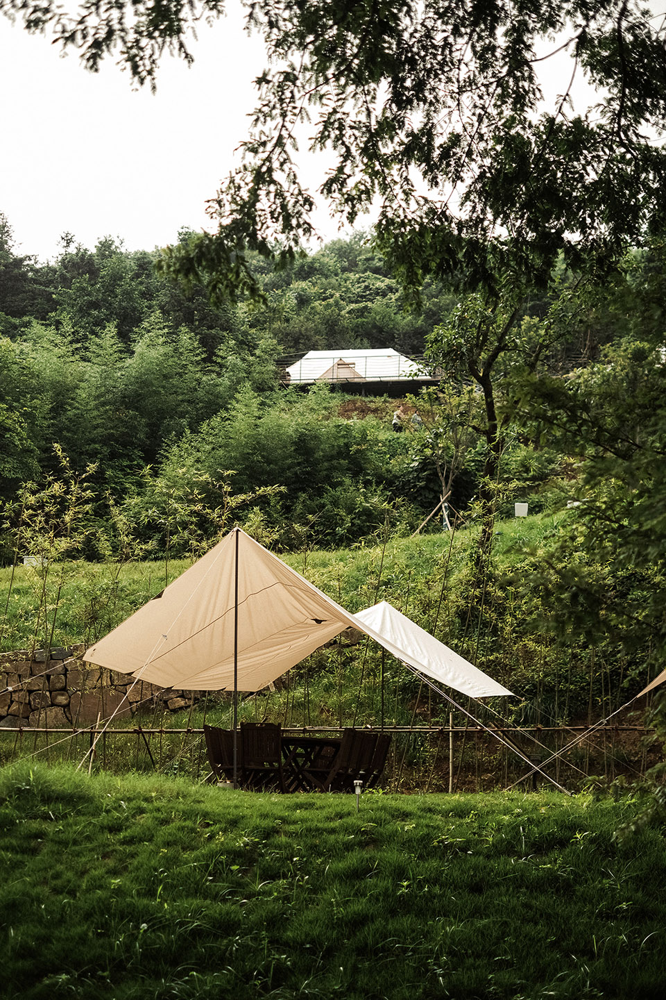 Refuge Moganshan, China by Studio Ininches - 谷德设计网