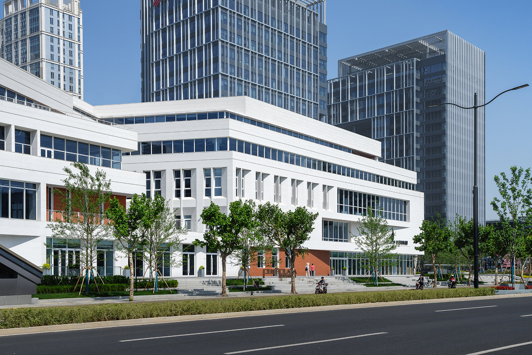 Renovation of Changfeng Guosheng Center, China by Lacime Architects - 谷德设计网