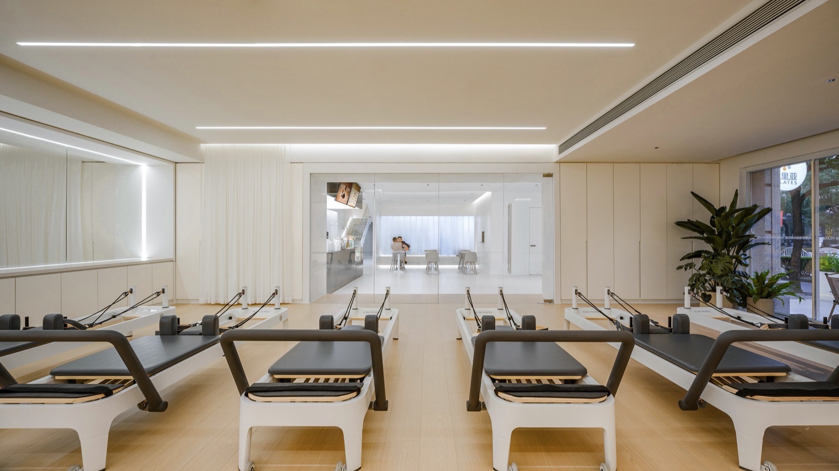 Kriya Yoga & Pilates by UN-GROUP - 谷德设计网