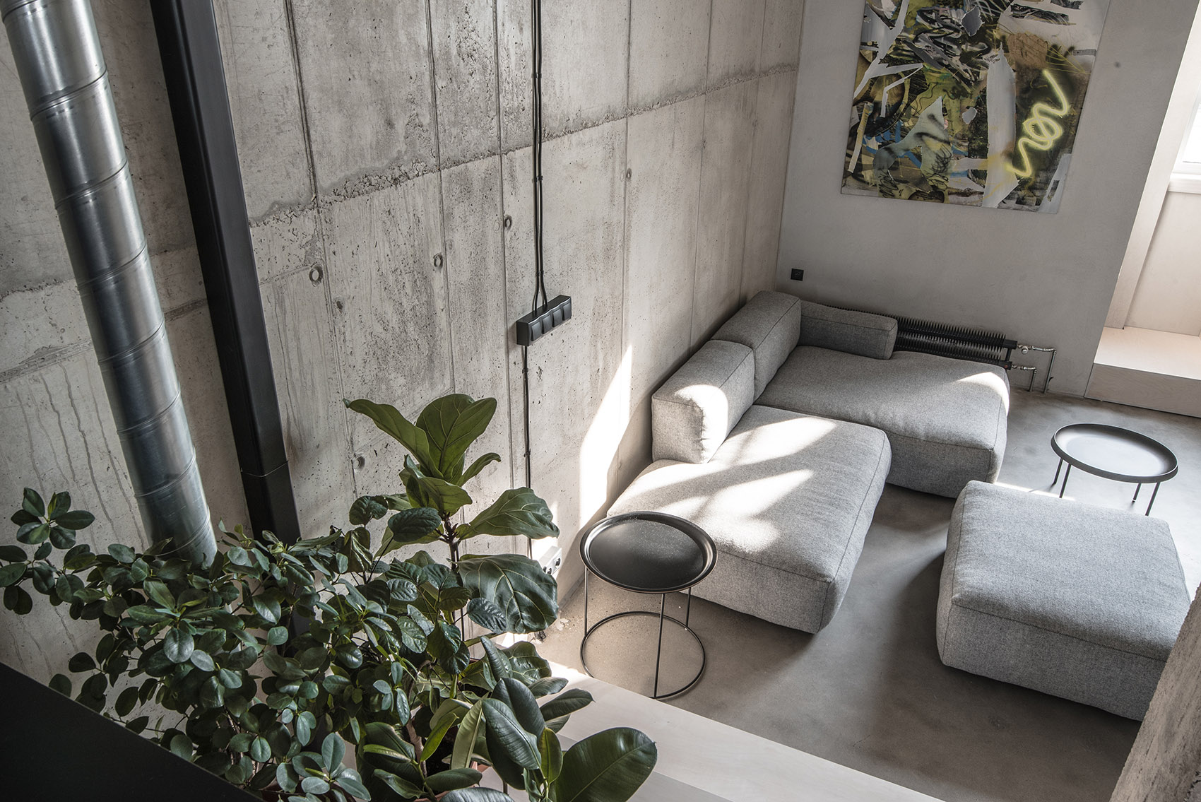 Mlynica loft apartment by Juraj Hubinský & Kuklica Smerek Architekti ...