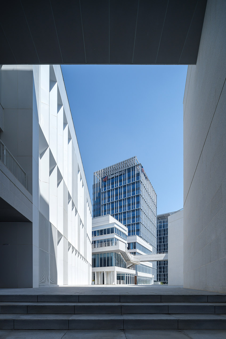 Renovation of Changfeng Guosheng Center, China by Lacime Architects - 谷德设计网
