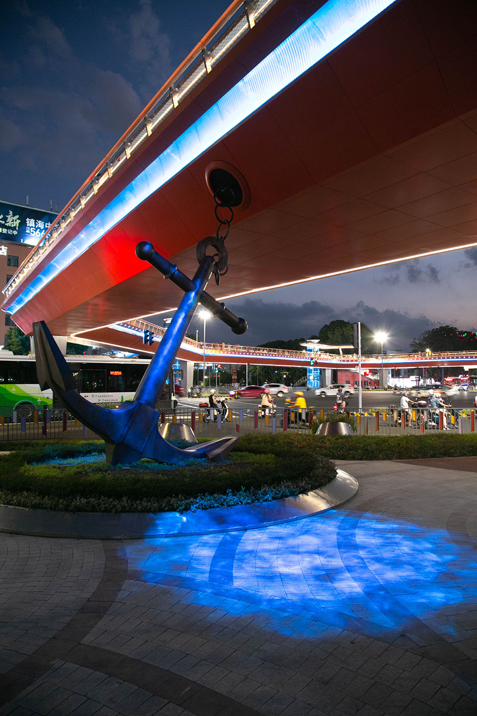 ”Floating Island” Xingning Road Pedestrian Overpass by Creationary City ...