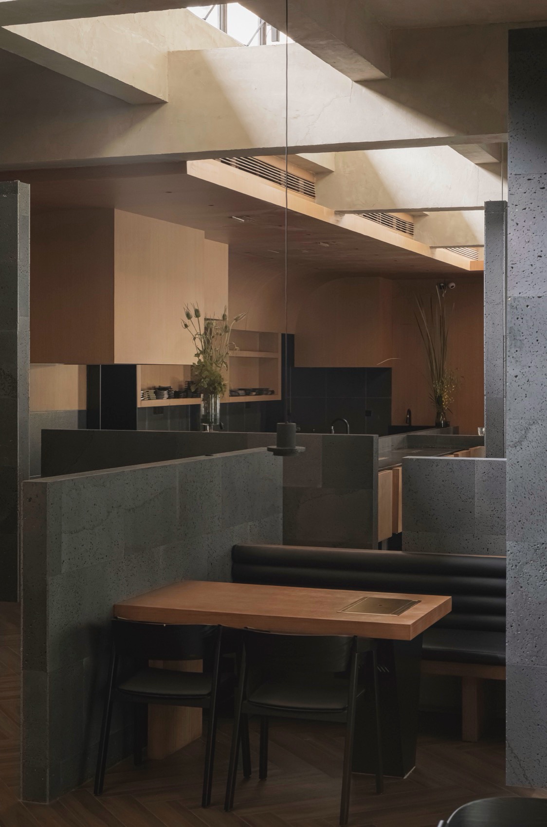 sanga – Japanese fusion restaurant by nsaaa - 谷德设计网
