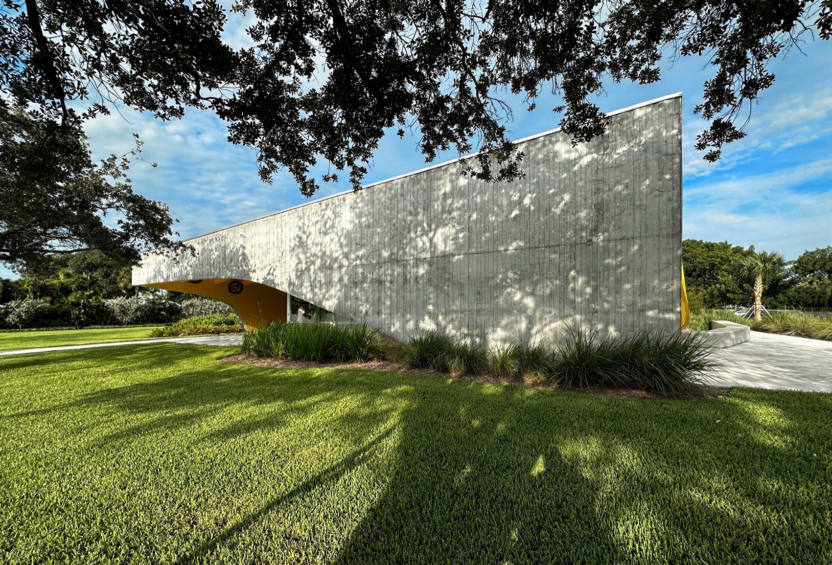 Youth Sports Complex Field house by Brooks + Scarpa - 谷德设计网