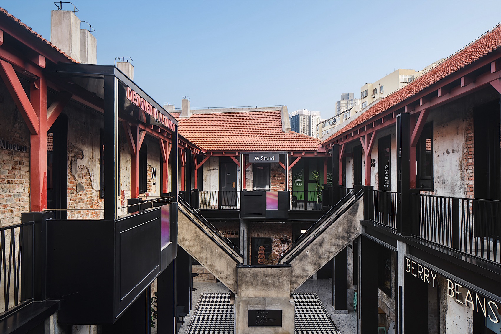 M stand _ Qingdao Silverfish Alley Flagship Store by Balance design - 谷德设计网