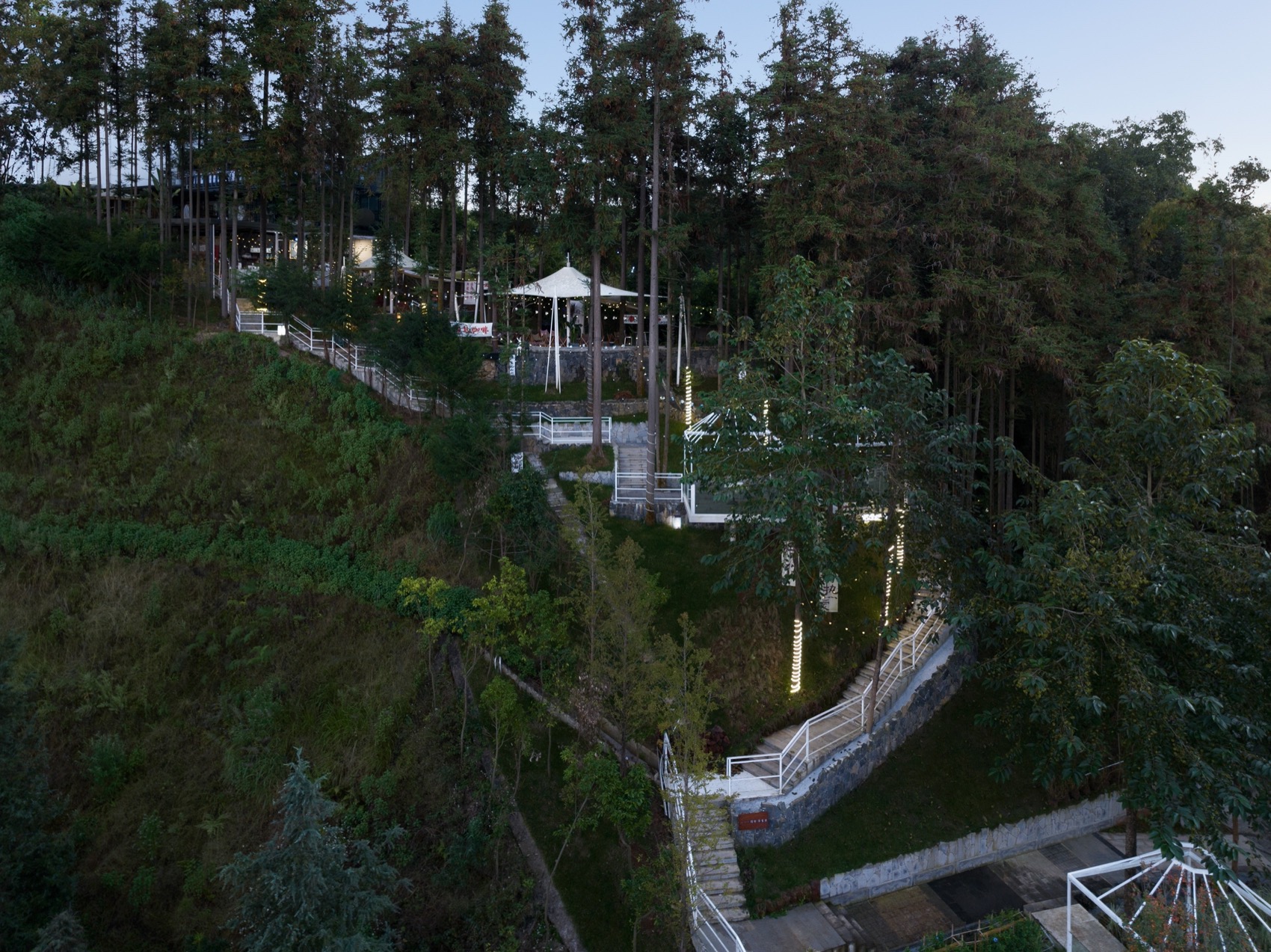 Tengchong Yunqishu Hot Spring Resort B&B Area by Chongqing Yuandao ...