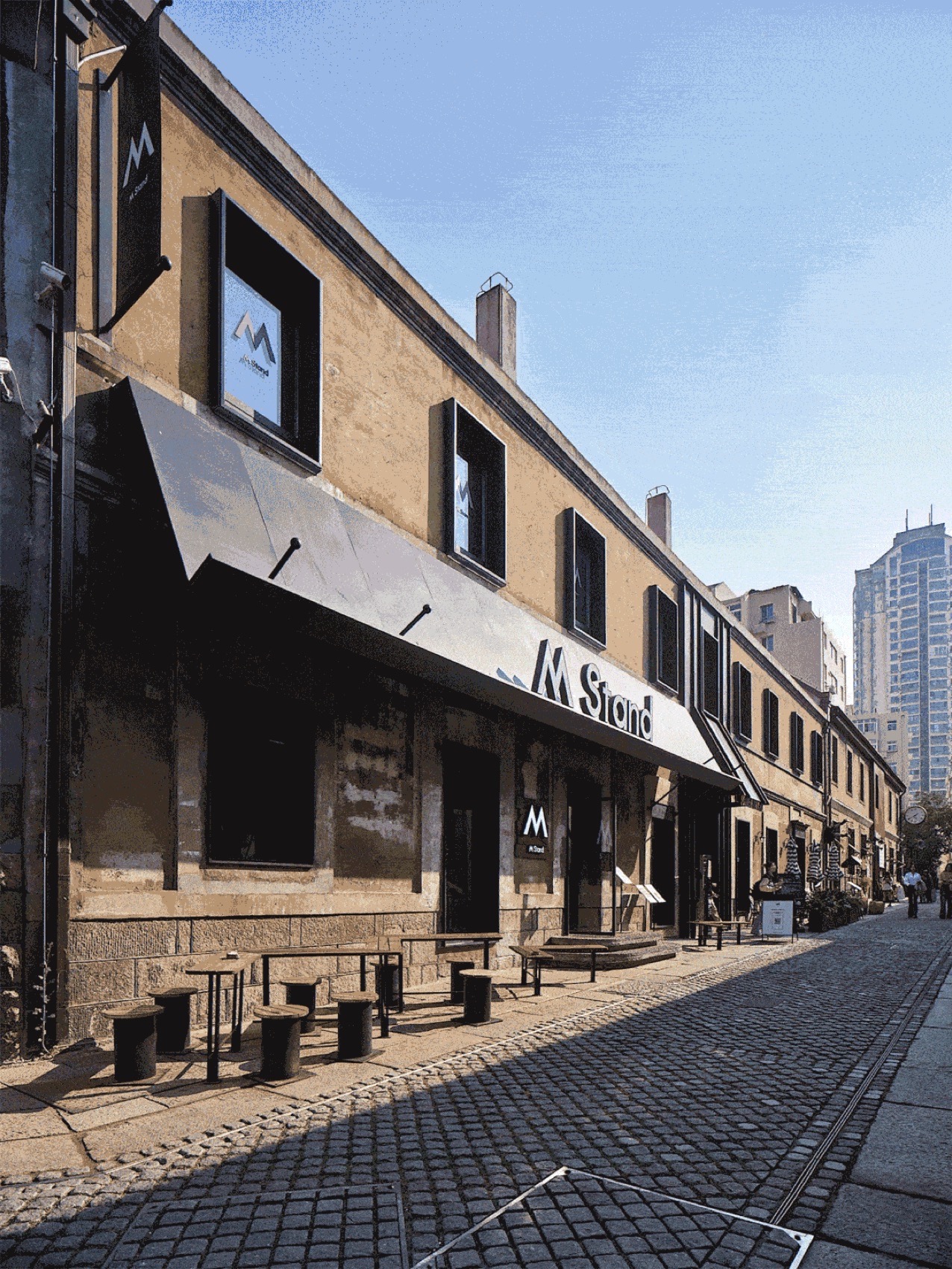 M stand _ Qingdao Silverfish Alley Flagship Store by Balance design - 谷德设计网