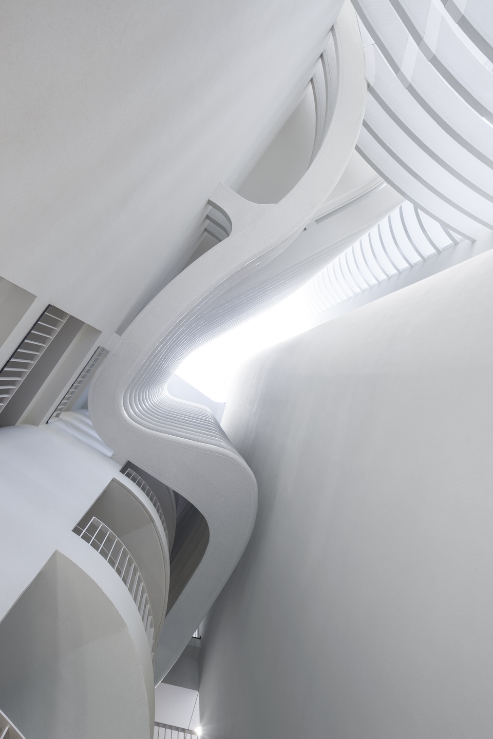 Honoria Tower in Monaco by Jean Pierre Lott Architecte - 谷德设计网