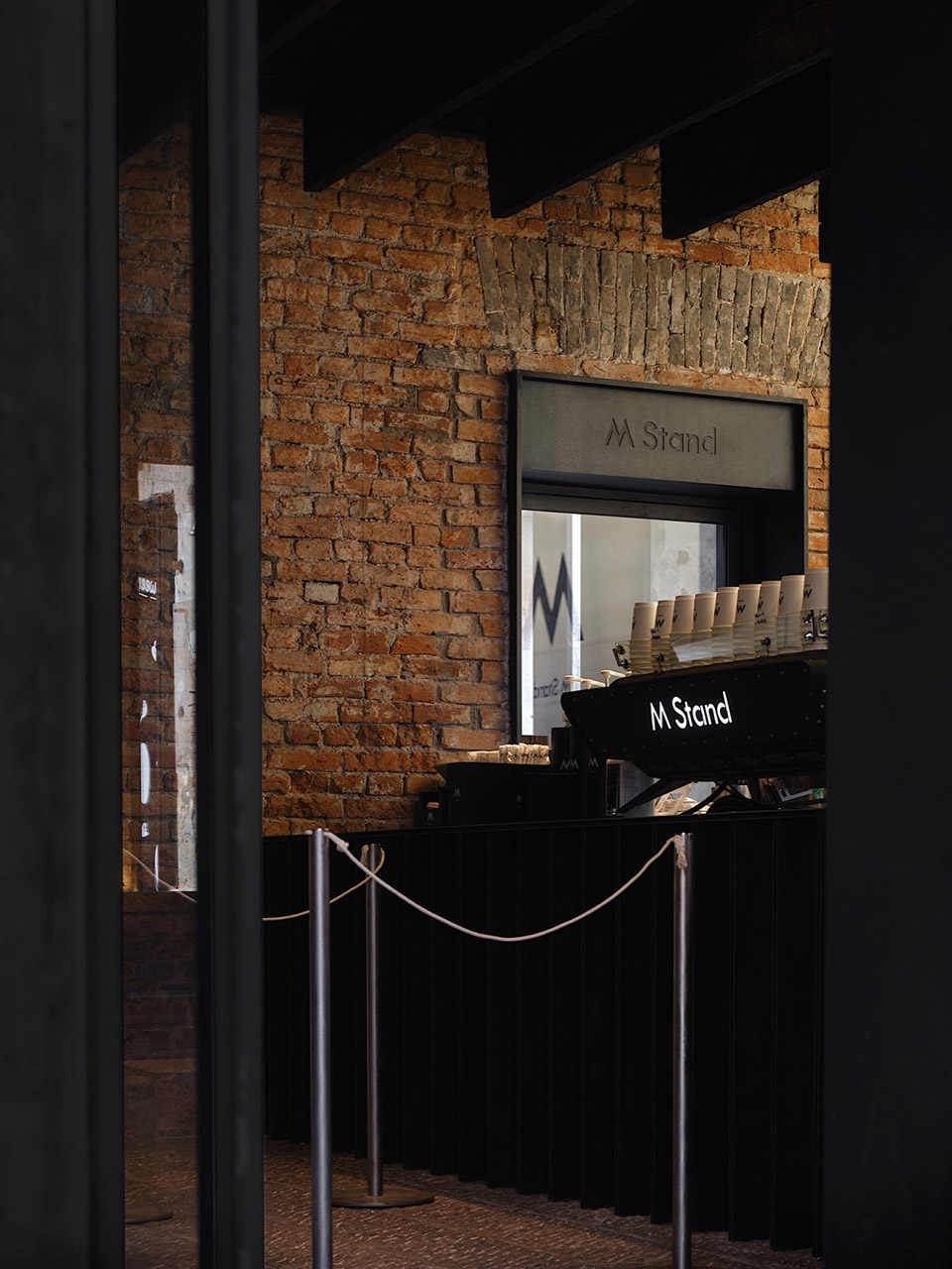 M stand _ Qingdao Silverfish Alley Flagship Store by Balance design - 谷德设计网