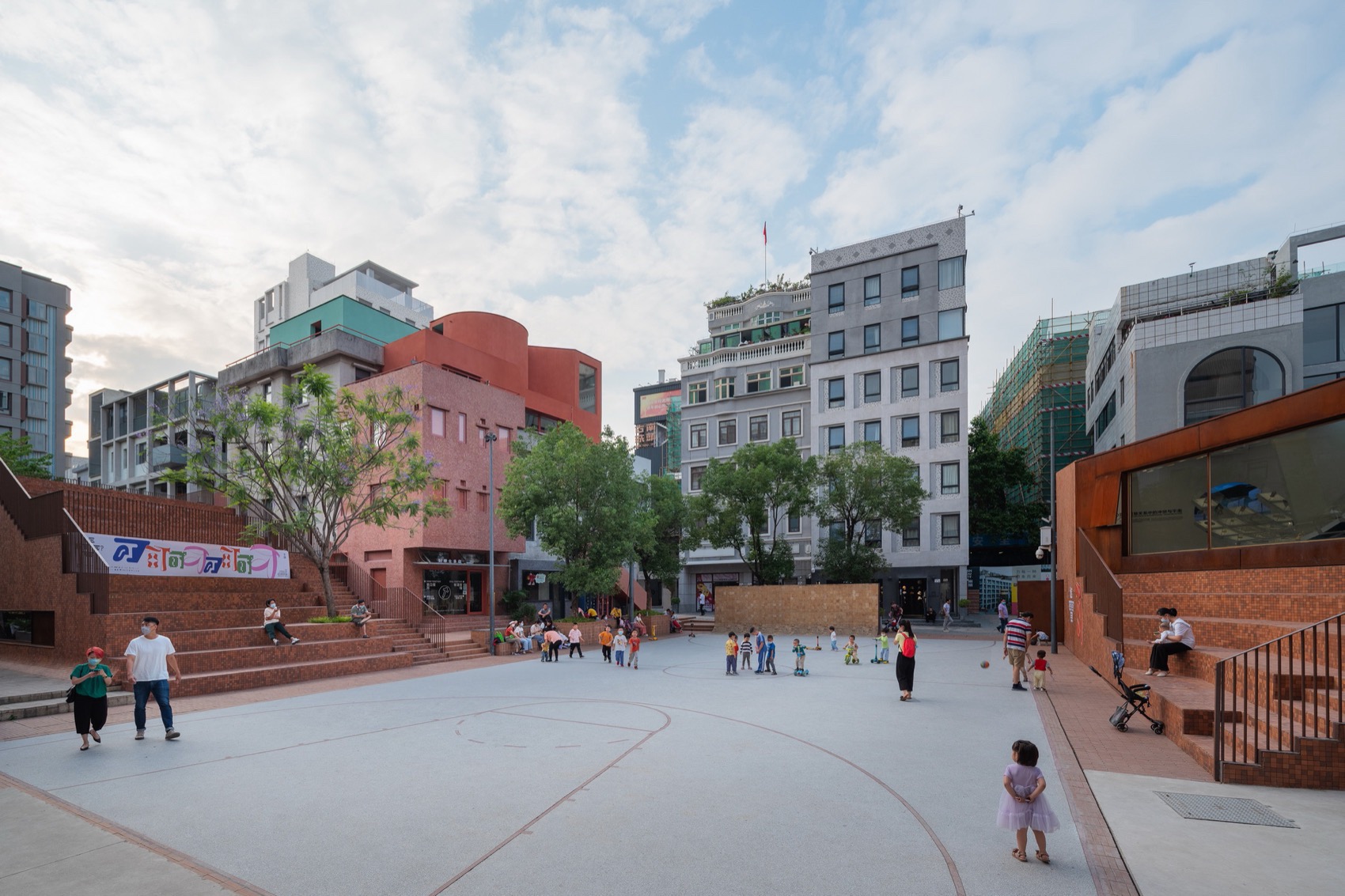 Nantou Hybrid Building, China by URBANUS - 谷德设计网