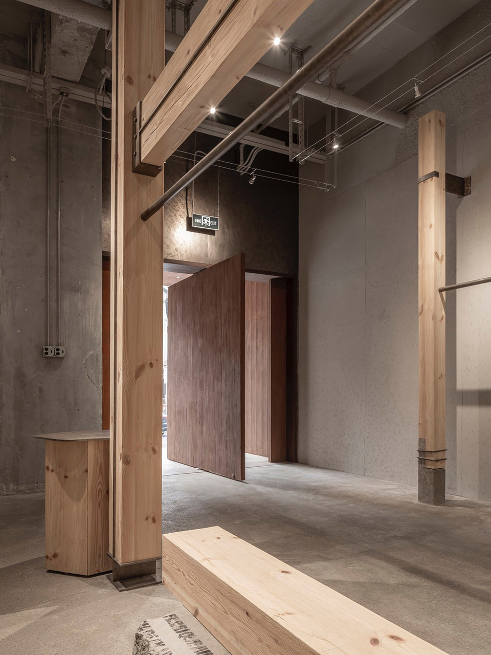 Quotation Marks’ First Offline Store by All Design Studio - 谷德设计网